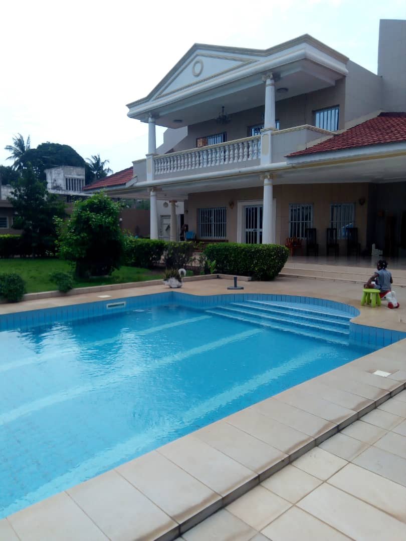 Terrains, Villas, Maisons, Appartements à Vendre, à Louer à Lomé, au ...